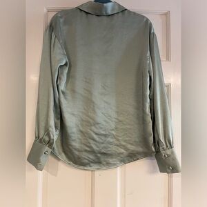 Bailey Rose | Tops | Bailey Rose Constellations Blouse In Sage Nwt ...